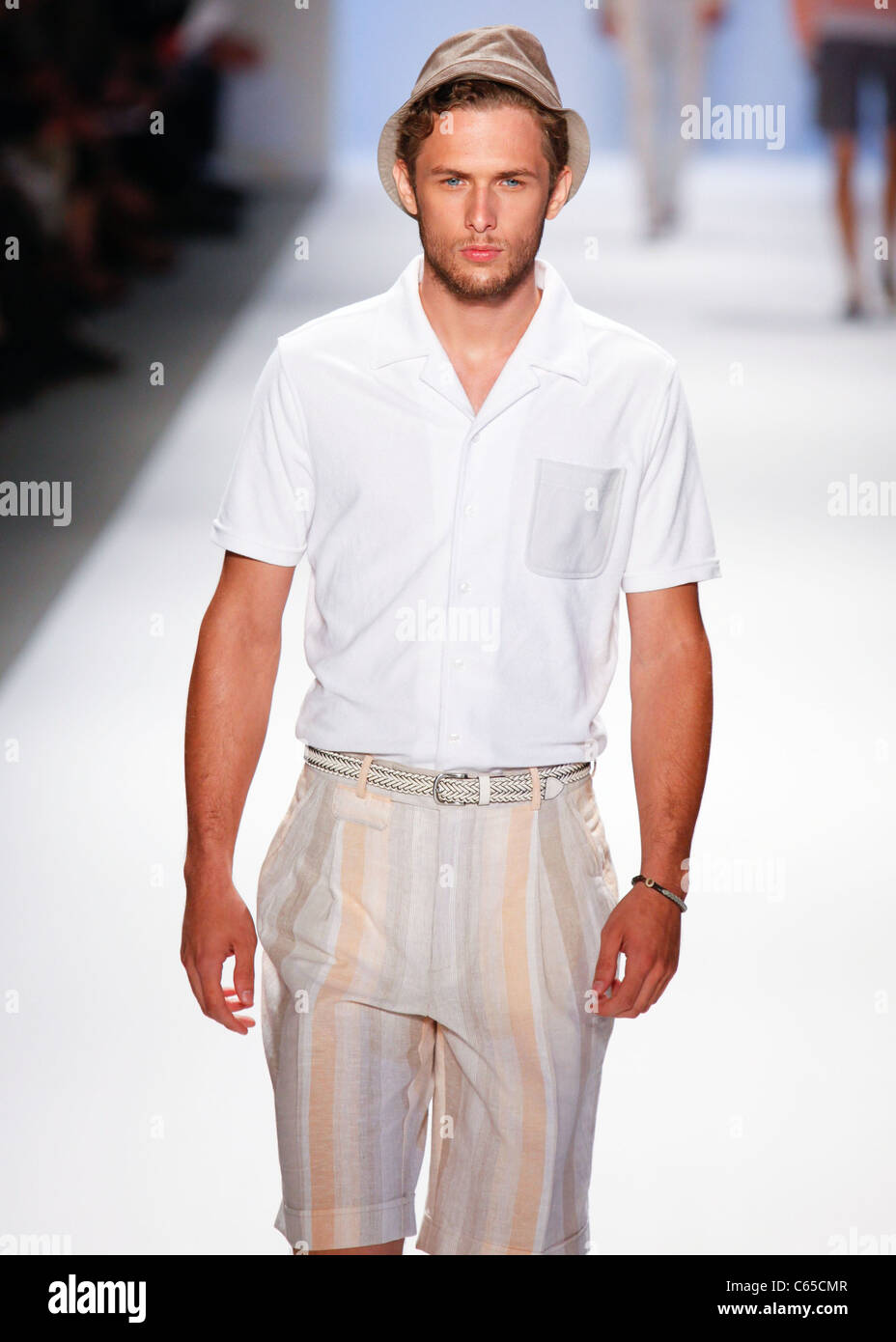 Runway model in attendance for Perry Ellis Spring/Summer 2011 Fashion ...