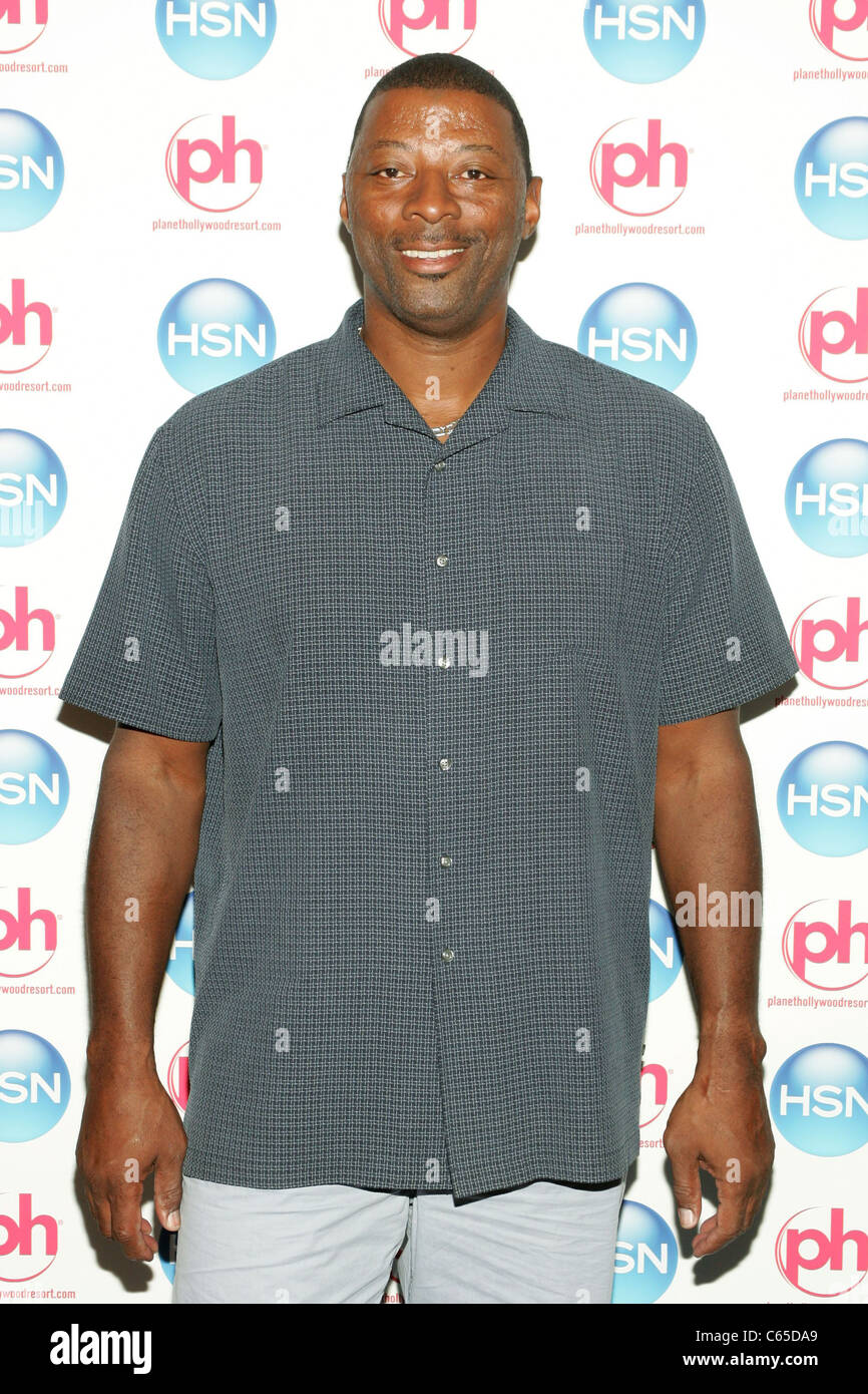 Home shopping network hsn extravaganza celebrity meet and greets hi-res ...