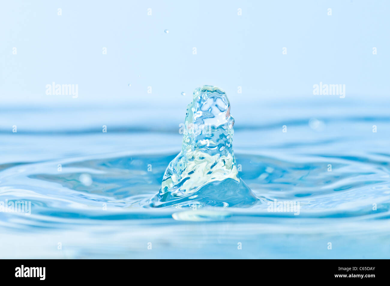 Water splash Stock Photo - Alamy