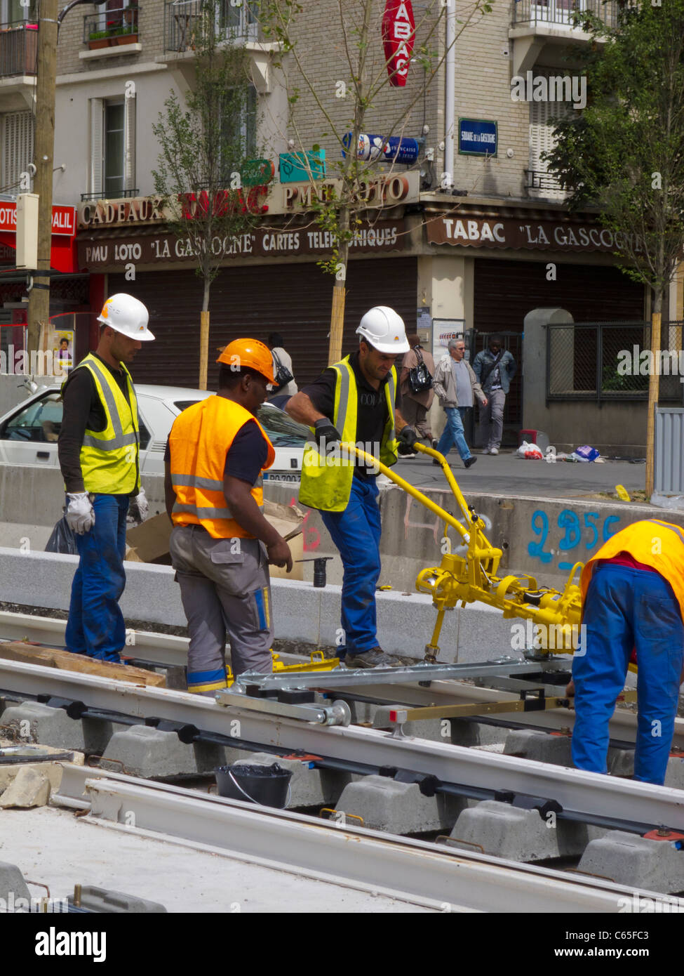 Construction Worker Paris High Resolution Stock Photography and Images ...