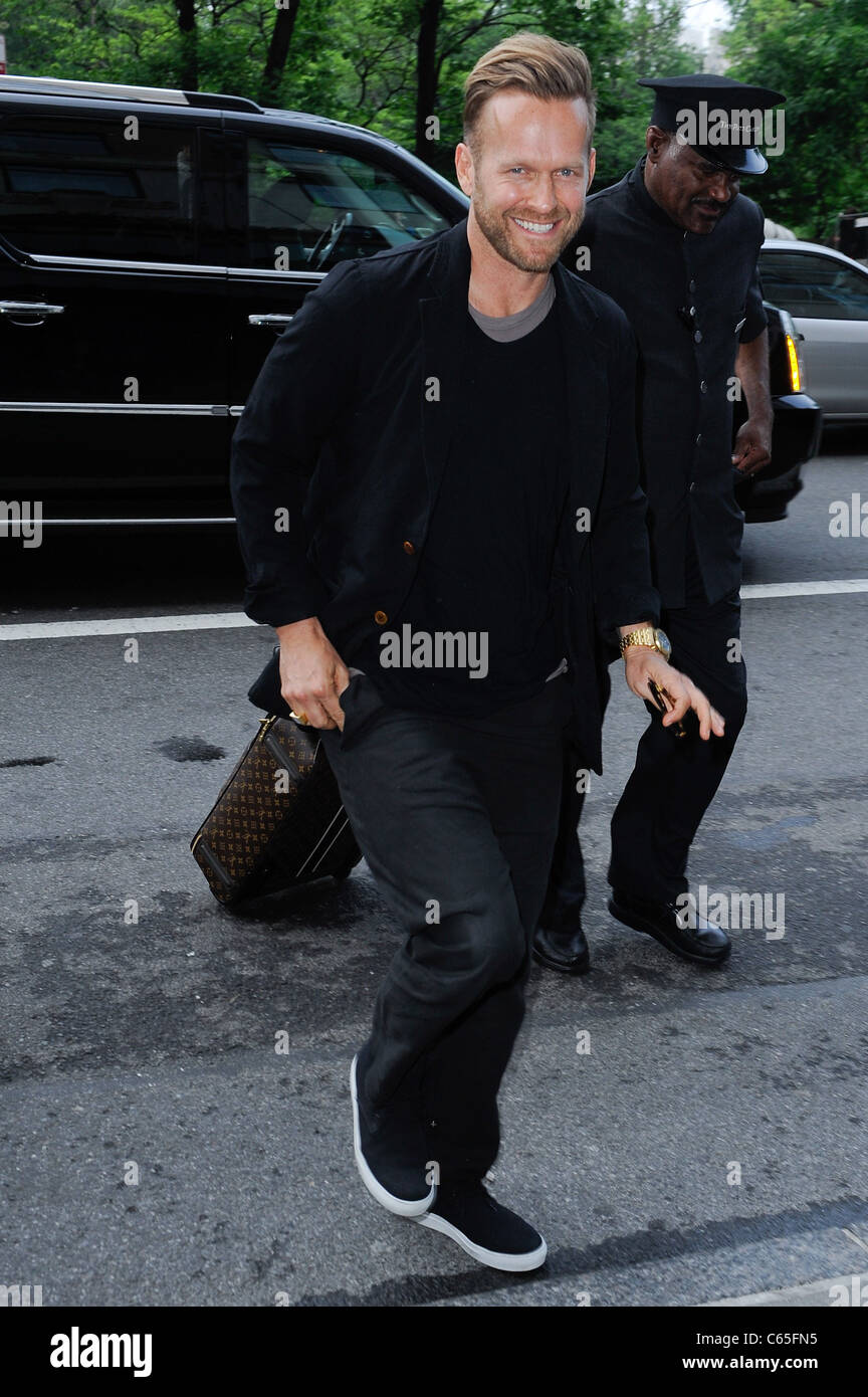 Bob Harper, enters a Midtown Manhattan hotel out and about for ...