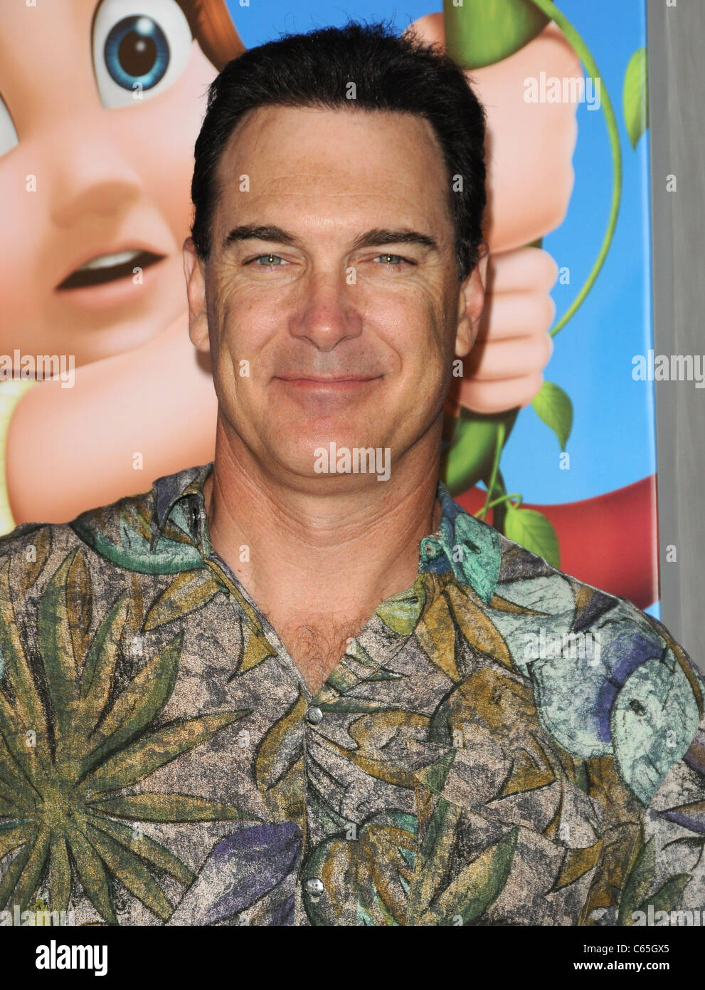Patrick Warburton at arrivals for HOODWINKED TOO! Hood vs Evil, Pacific ...