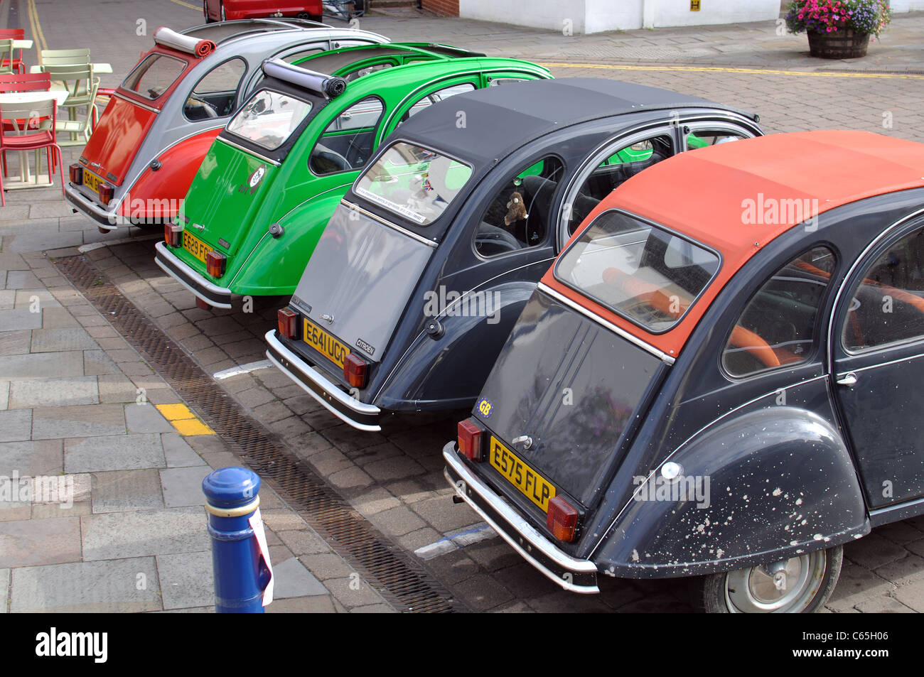 2cv hi-res stock photography and images - Alamy