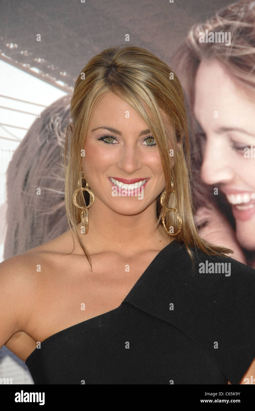 Tenley Moizahn at arrivals for GOING THE DISTANCE Premiere, Grauman's ...