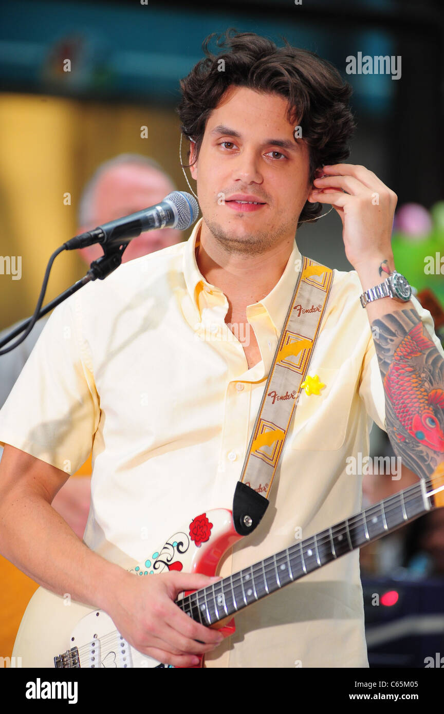 John Mayer on stage for NBC Today Show Concert with John Mayer ...