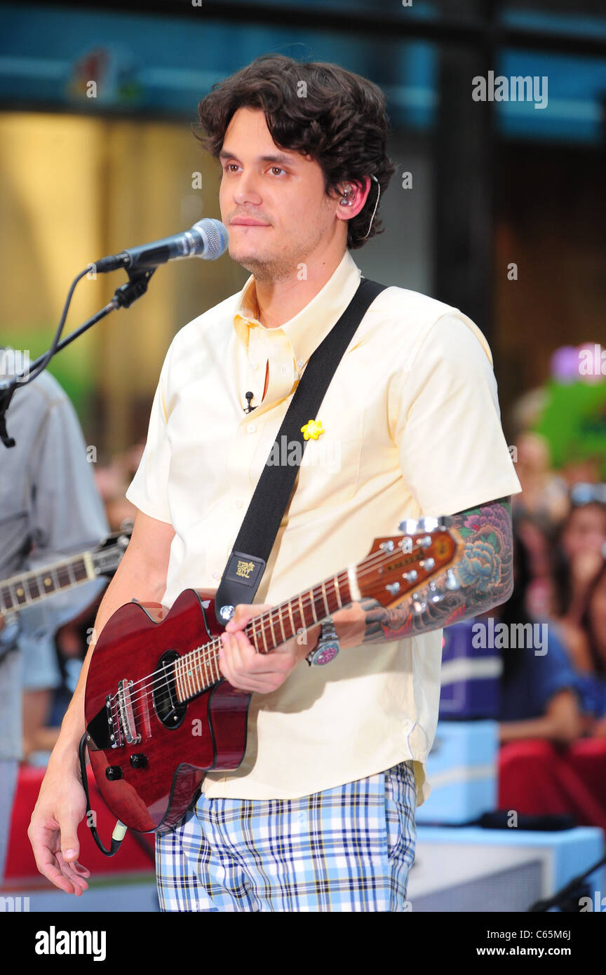 John Mayer on stage for NBC Today Show Concert with John Mayer ...
