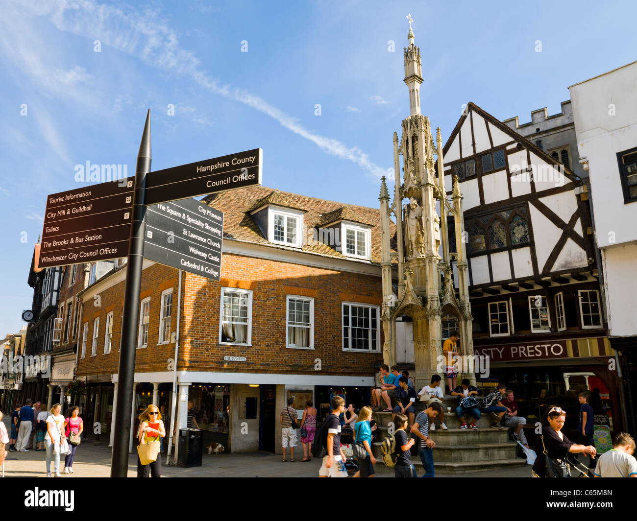 Winchester High Street and the Buttercross monument Stock Photo - Alamy