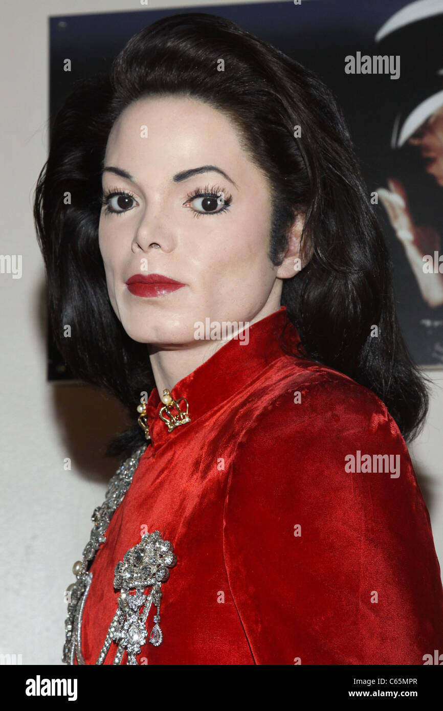 Michael Jackson Wax Figure inside for Michael Jackson Tribute Exhibit ...
