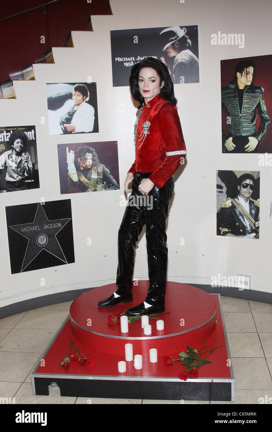 Michael Jackson Wax Figure inside for Michael Jackson Tribute Exhibit ...