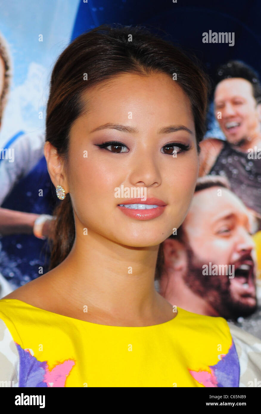 Jamie chung arrivals grown ups hi-res stock photography and images - Alamy