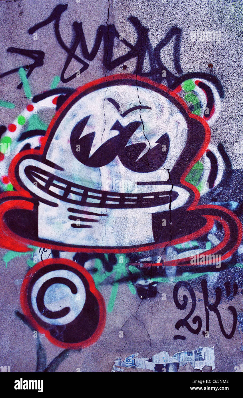 Manchester graffiti worm hi-res stock photography and images - Alamy