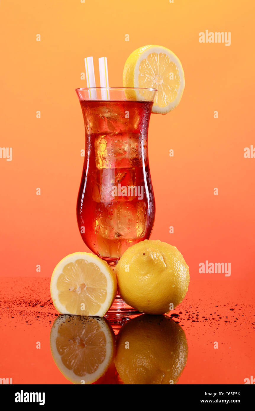 Manhattan Iced tea in a hurricane glass Stock Photo - Alamy