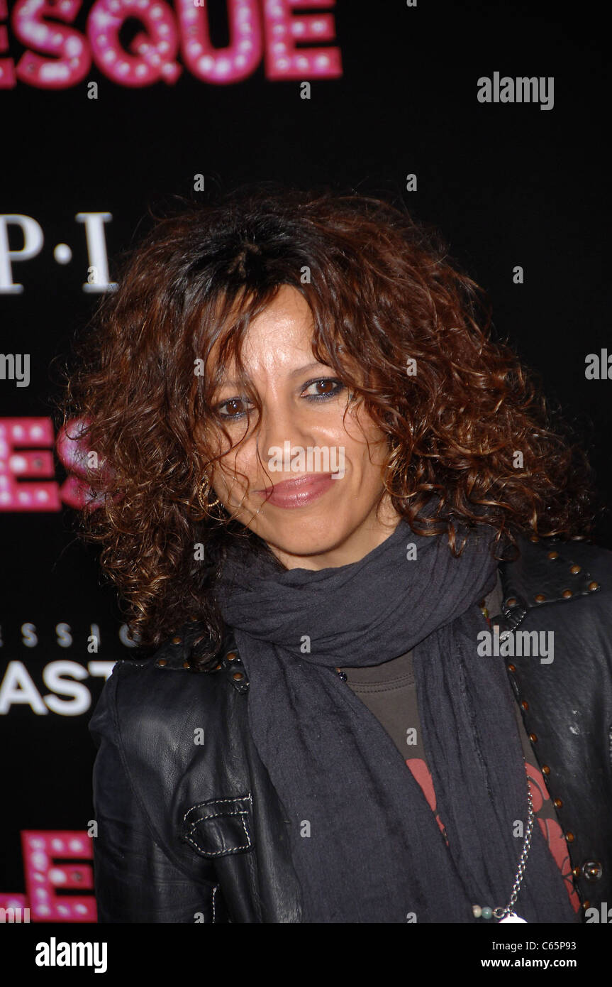 Linda Perry at arrivals for BURLESQUE Premiere, Grauman's Chinese ...
