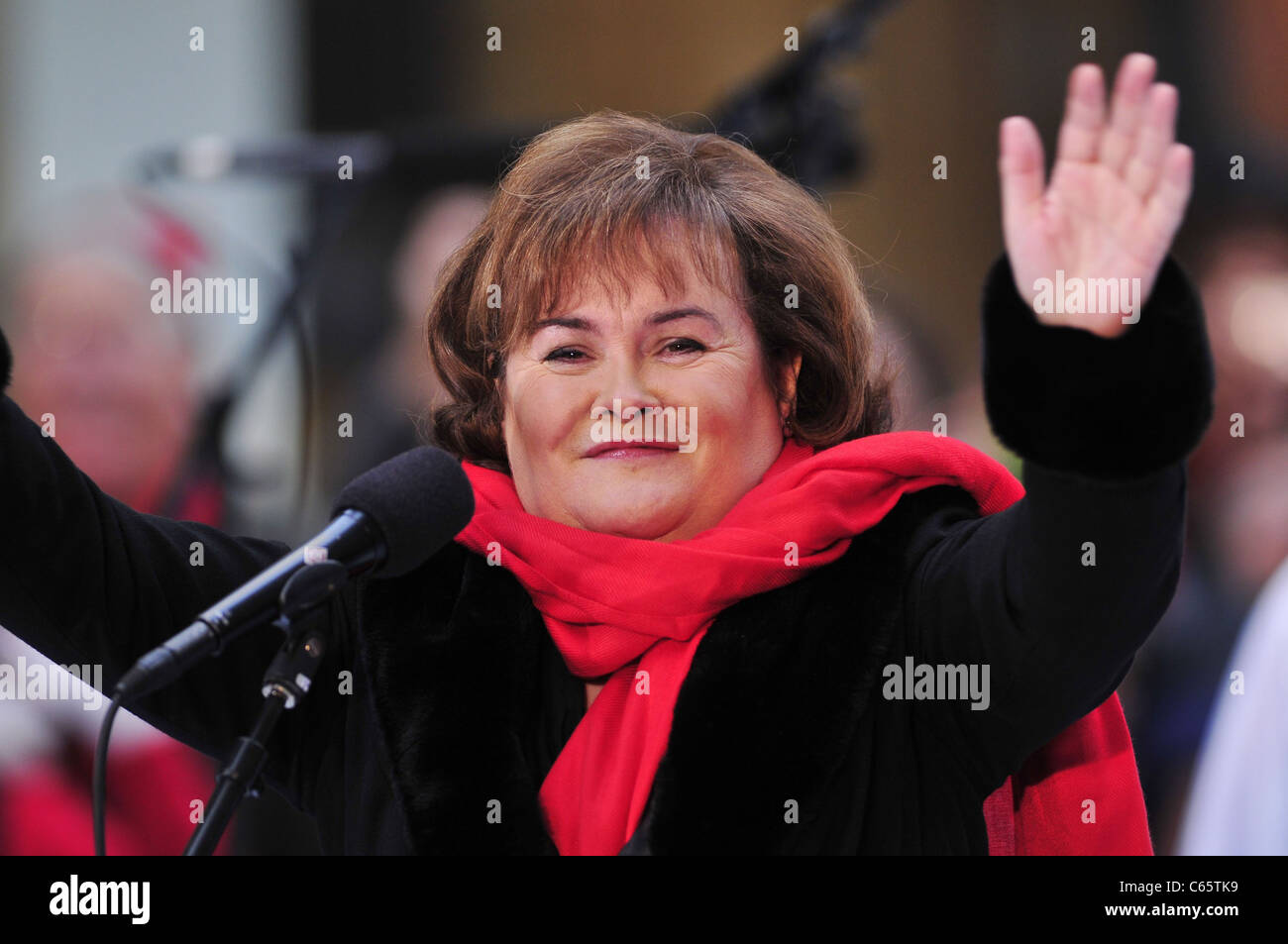 Susan Boyle on stage for NBC TODAY Show Concert Series with Susan Boyle ...