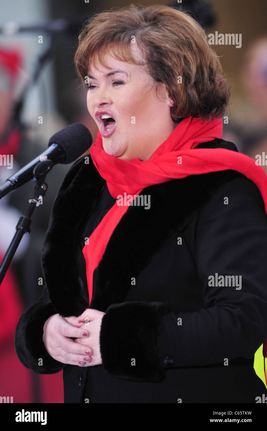 Susan Boyle on stage for NBC TODAY Show Concert Series with Susan Boyle ...