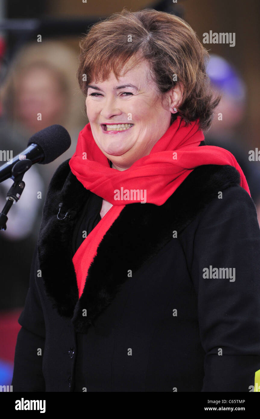 Susan Boyle on stage for NBC TODAY Show Concert Series with Susan Boyle ...
