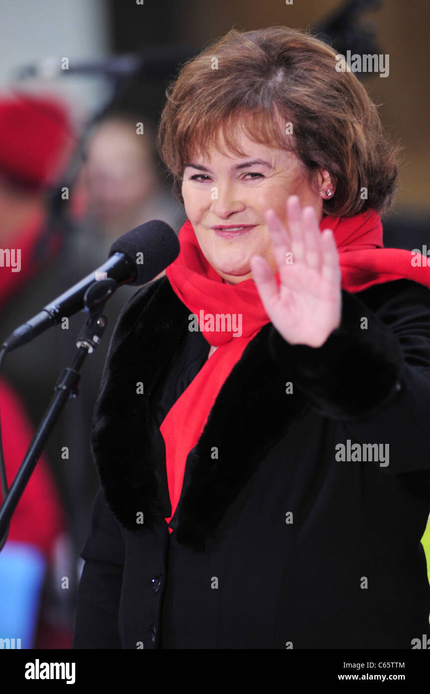 Susan Boyle on stage for NBC TODAY Show Concert Series with Susan Boyle ...