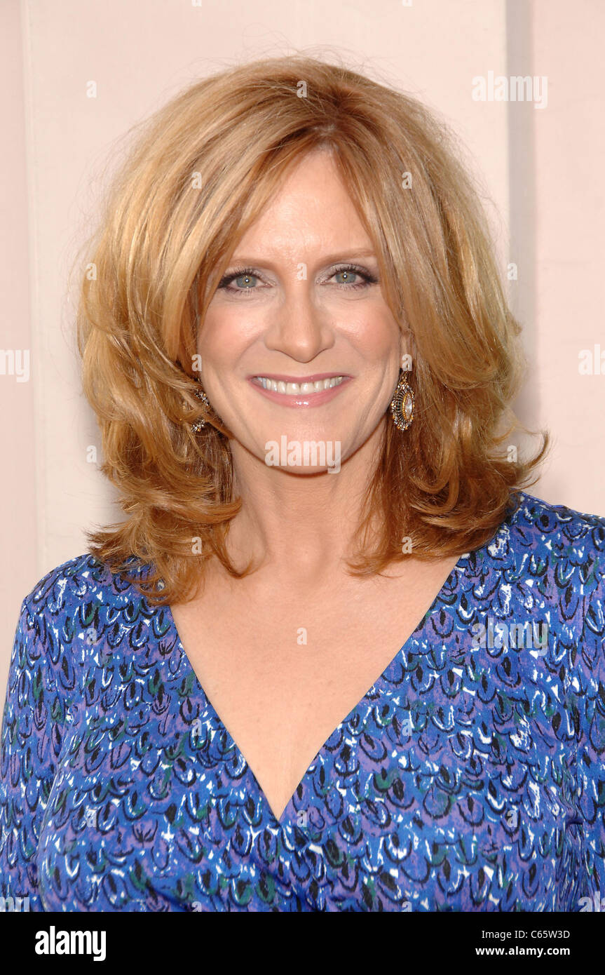 Carol Leifer at arrivals for ATAS Presents A Conversation With Ladies ...