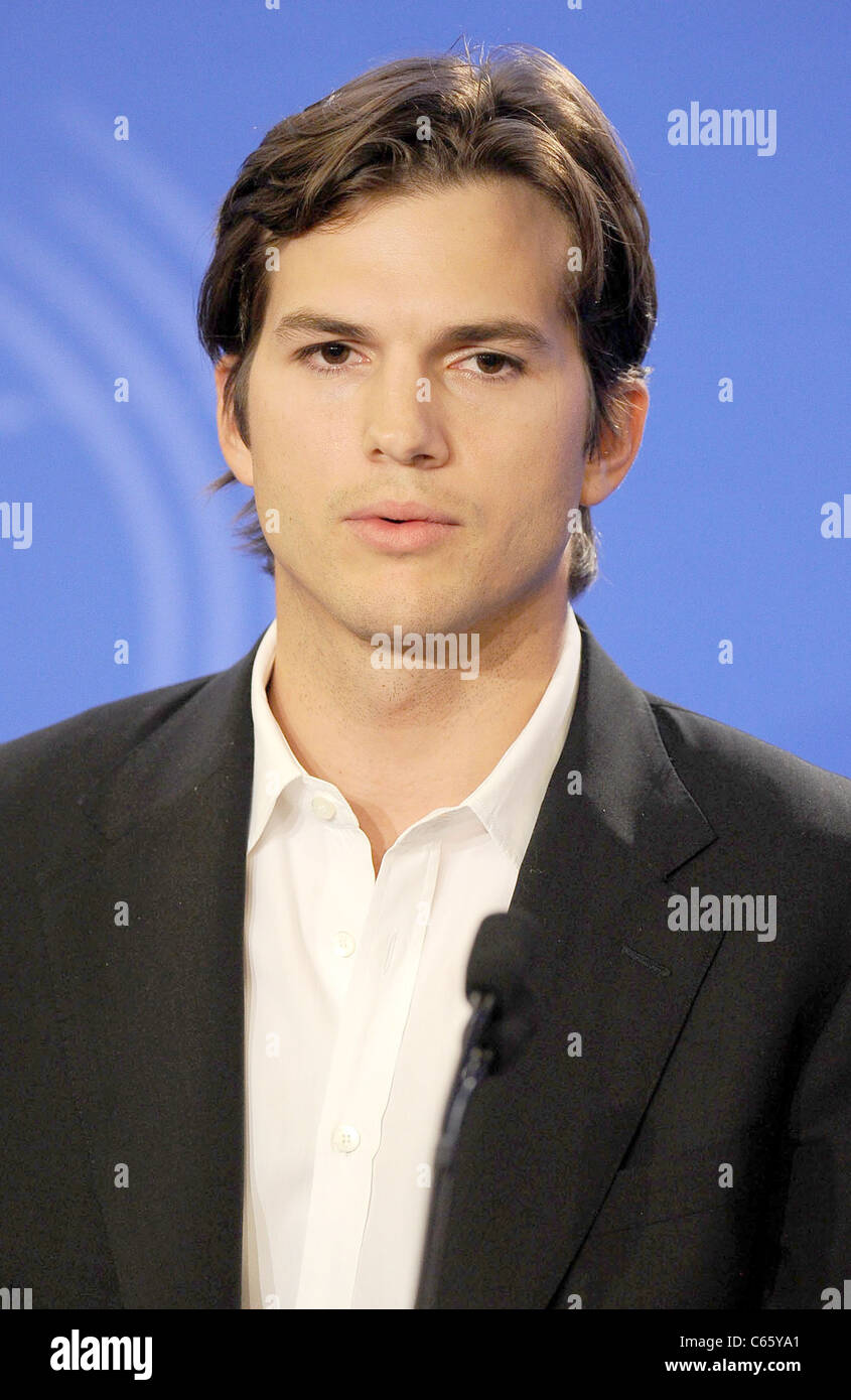 Ashton Kutcher in attendance for Annual Clinton Global Initiative (CGI ...