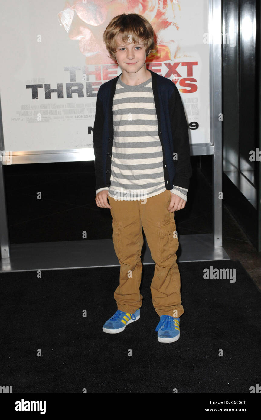 Ty simpkins hi-res stock photography and images - Alamy