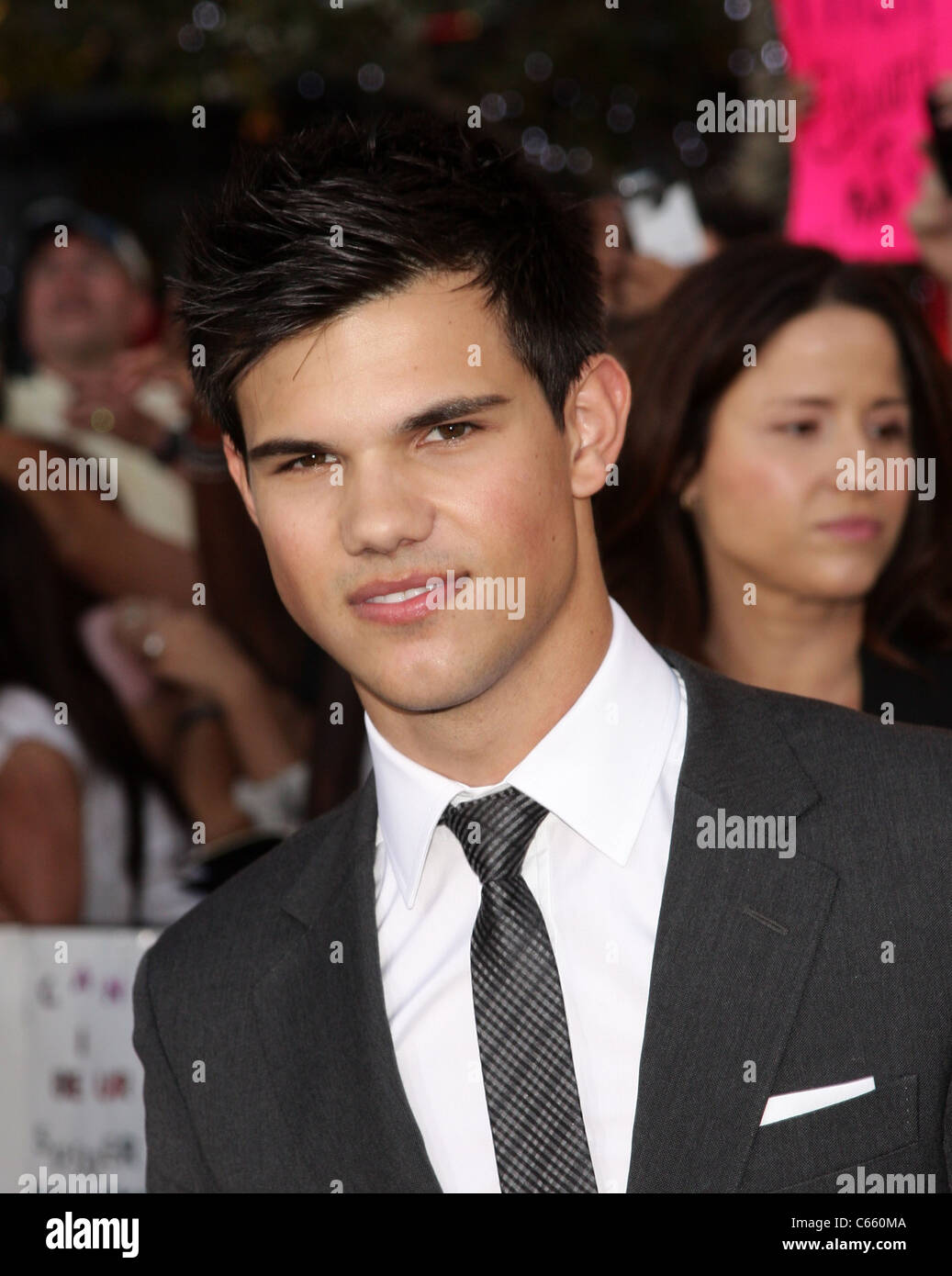 Taylor Lautner at arrivals for THE TWILIGHT SAGA: ECLIPSE Premiere ...