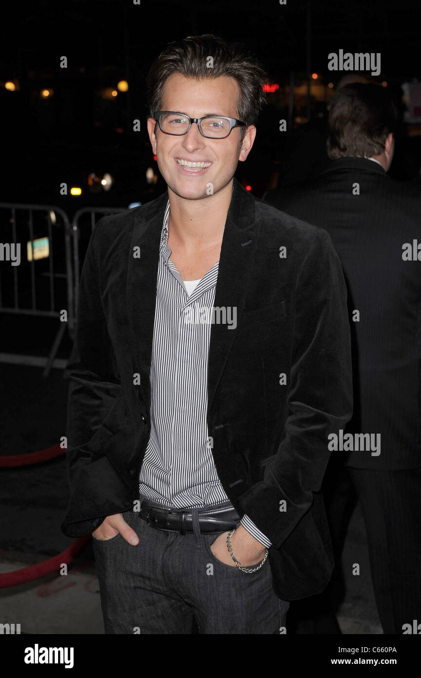 Peter Cincotti at arrivals for LOVE AND OTHER DRUGS Premiere, Directors ...