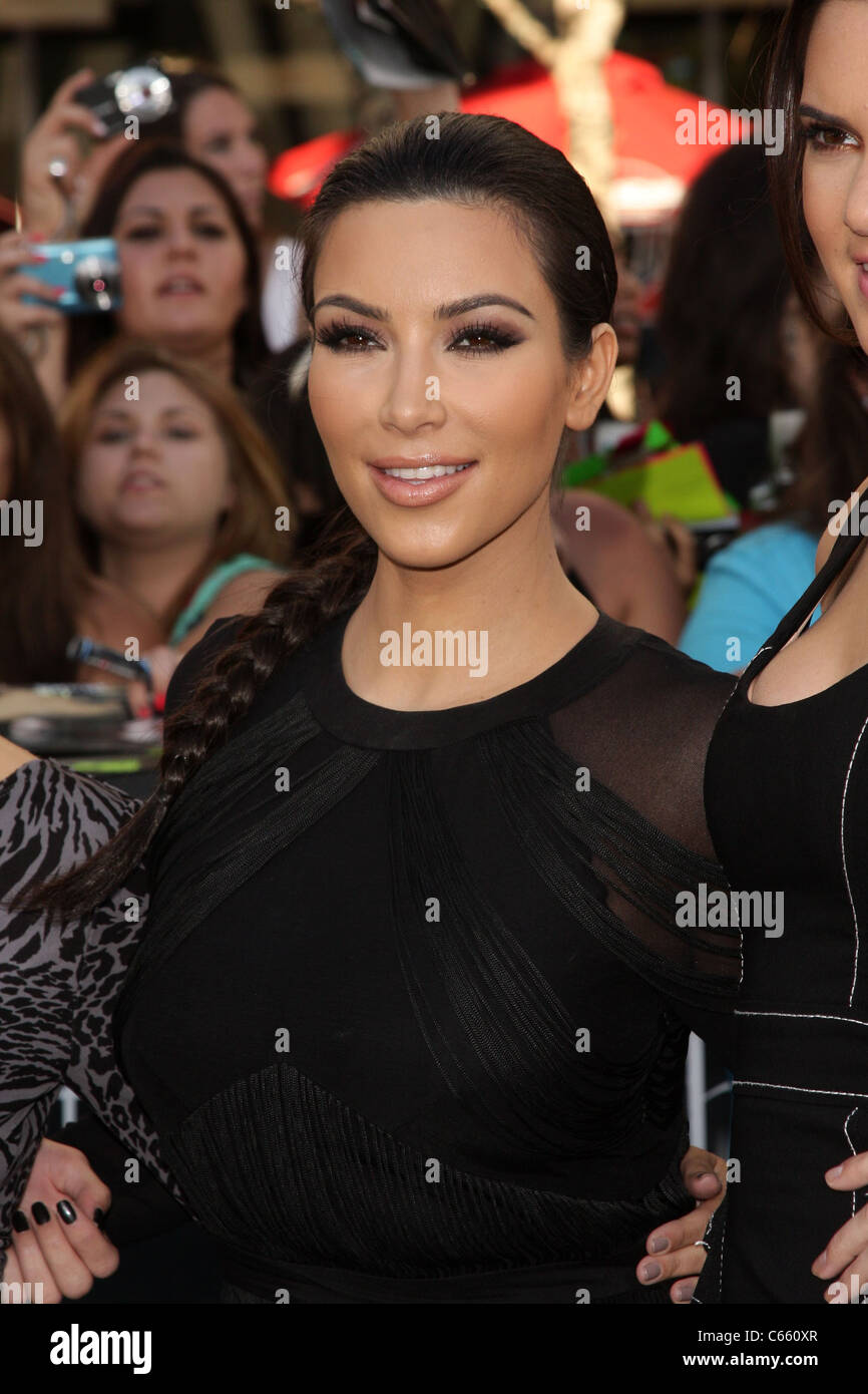 Kim Kardashian at arrivals for THE TWILIGHT SAGA: ECLIPSE Premiere ...