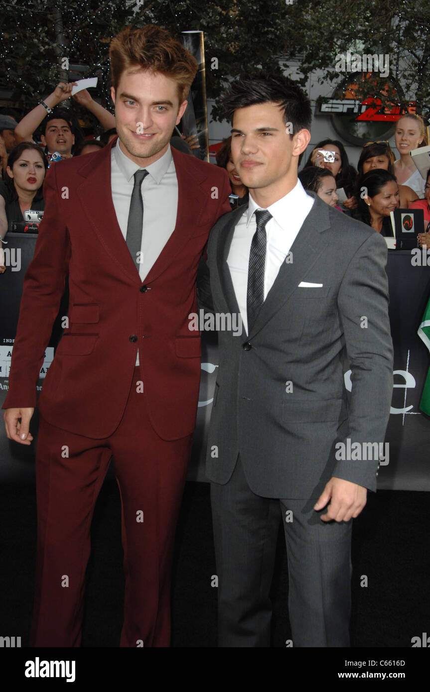 Robert Pattinson, Taylor Lautner (both wearing Gucci suits) at arrivals ...