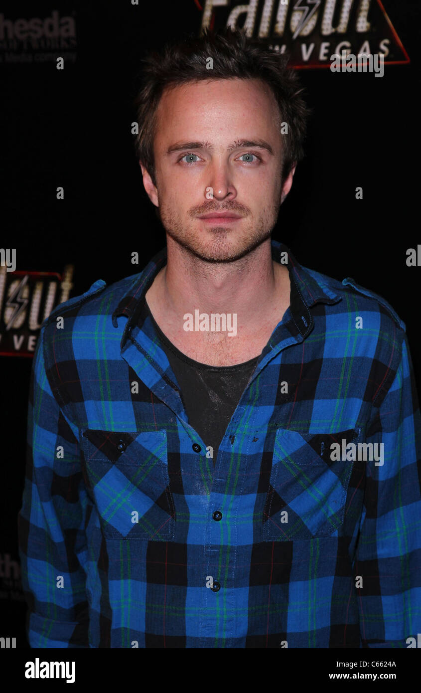 Aaron paul in attendance fallout hi-res stock photography and images ...