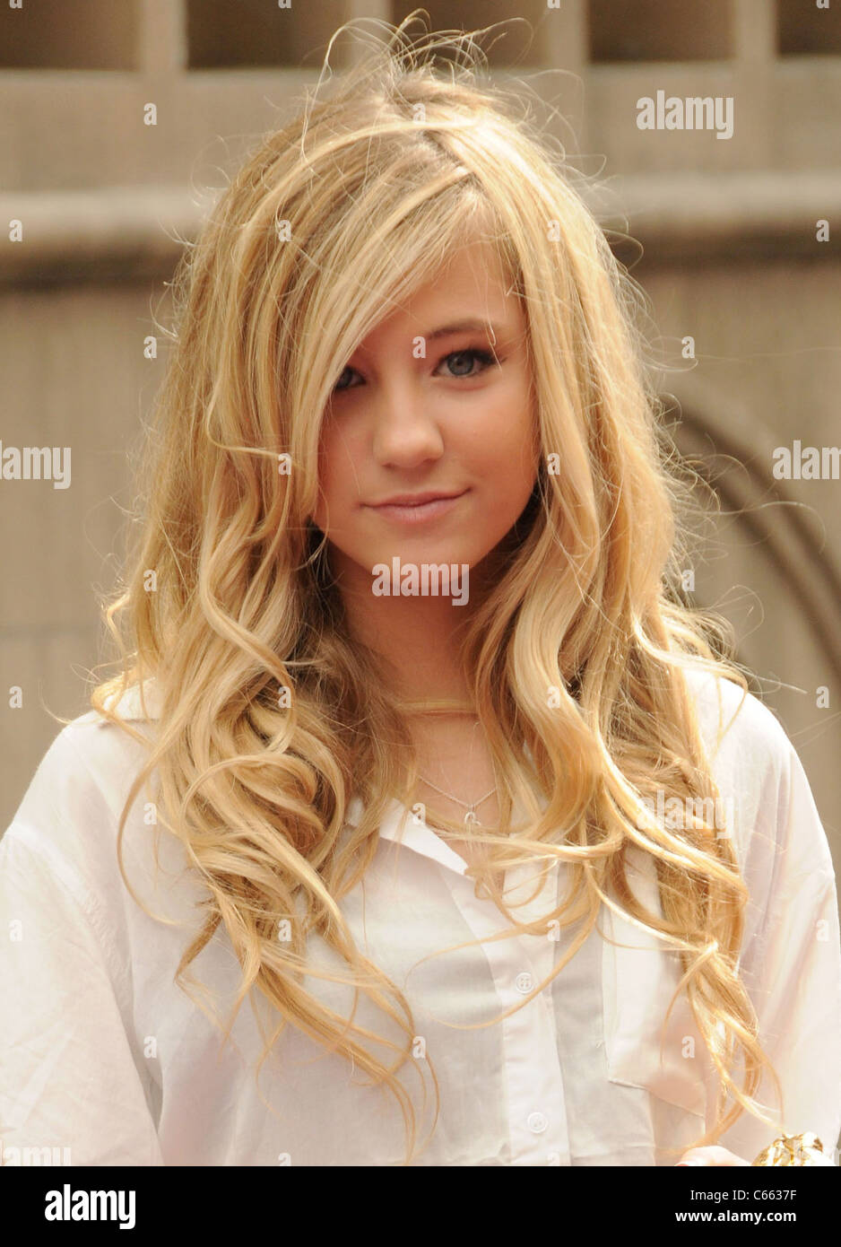 Ava Sambora at arrivals for Variety's 4th Annual Power of Youth Event ...
