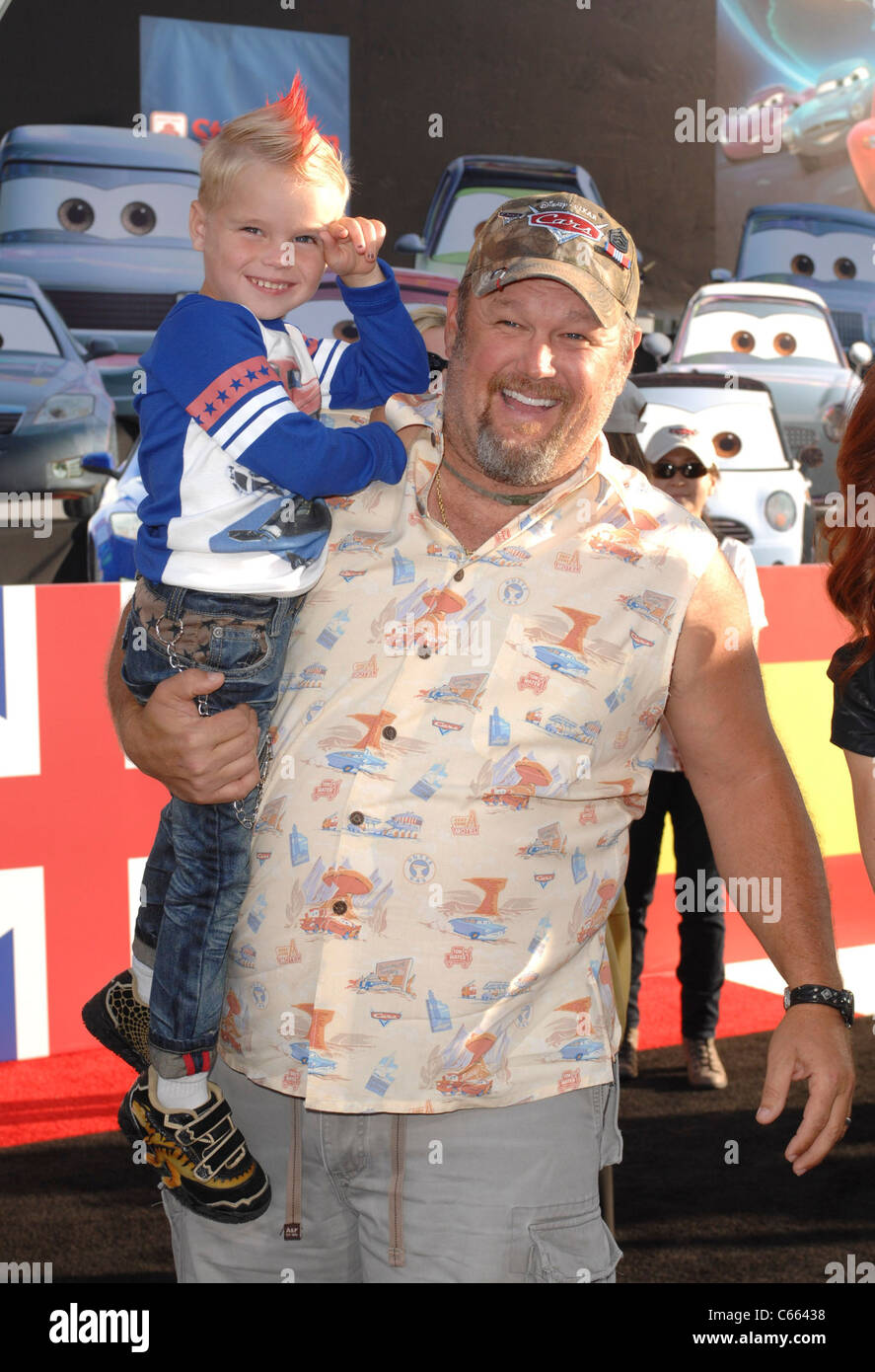 Larry The Cable Guy at arrivals for CARS 2 World Premiere, El Capitan ...