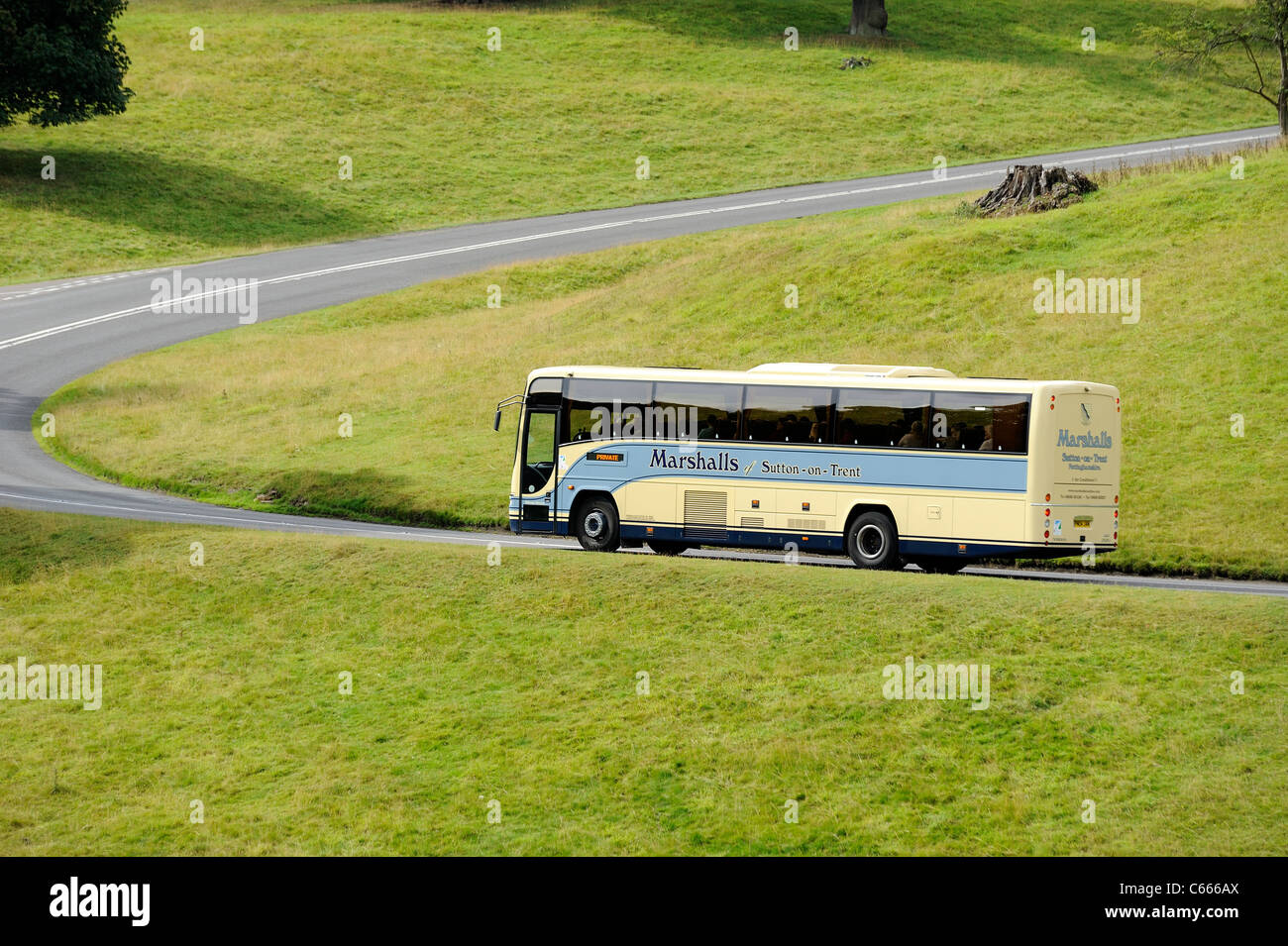 marshalls of sutton on trent nottinghamshire tour coach heading for ...