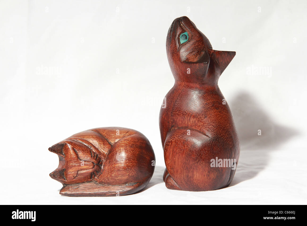 mouse wood carvings Stock Photo - Alamy