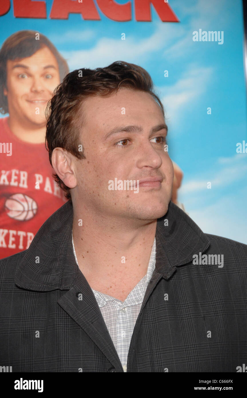 Jason Segel at arrivals for GULLIVER'S TRAVELS Premiere, Grauman's ...