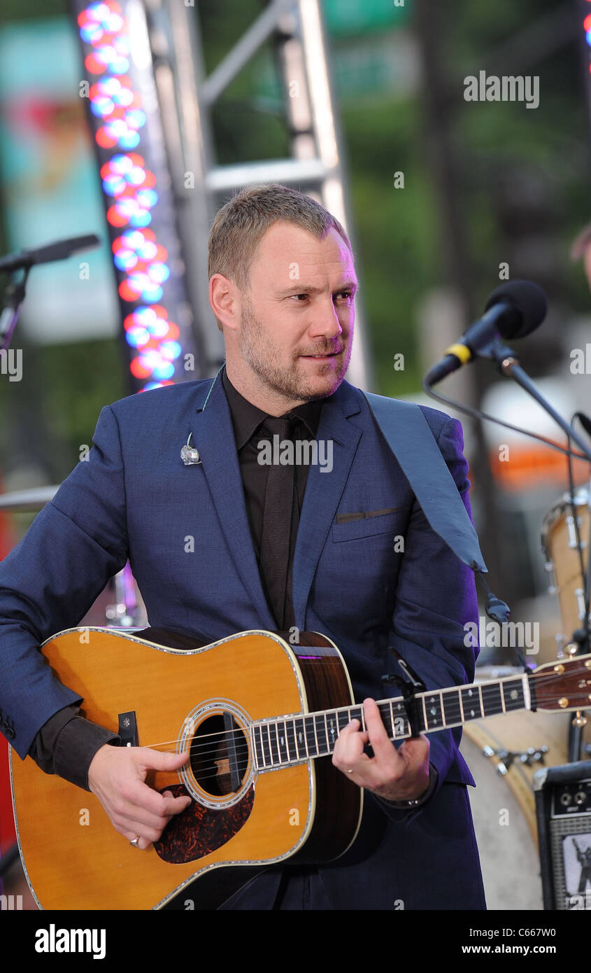 Cbs The Early Show Concert With David Gray High Resolution Stock ...