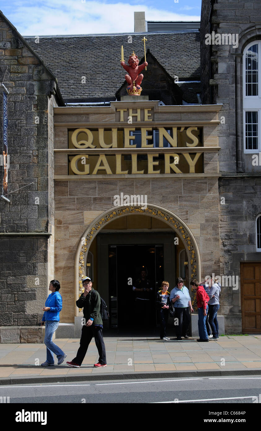 Queens gallery hi-res stock photography and images - Alamy