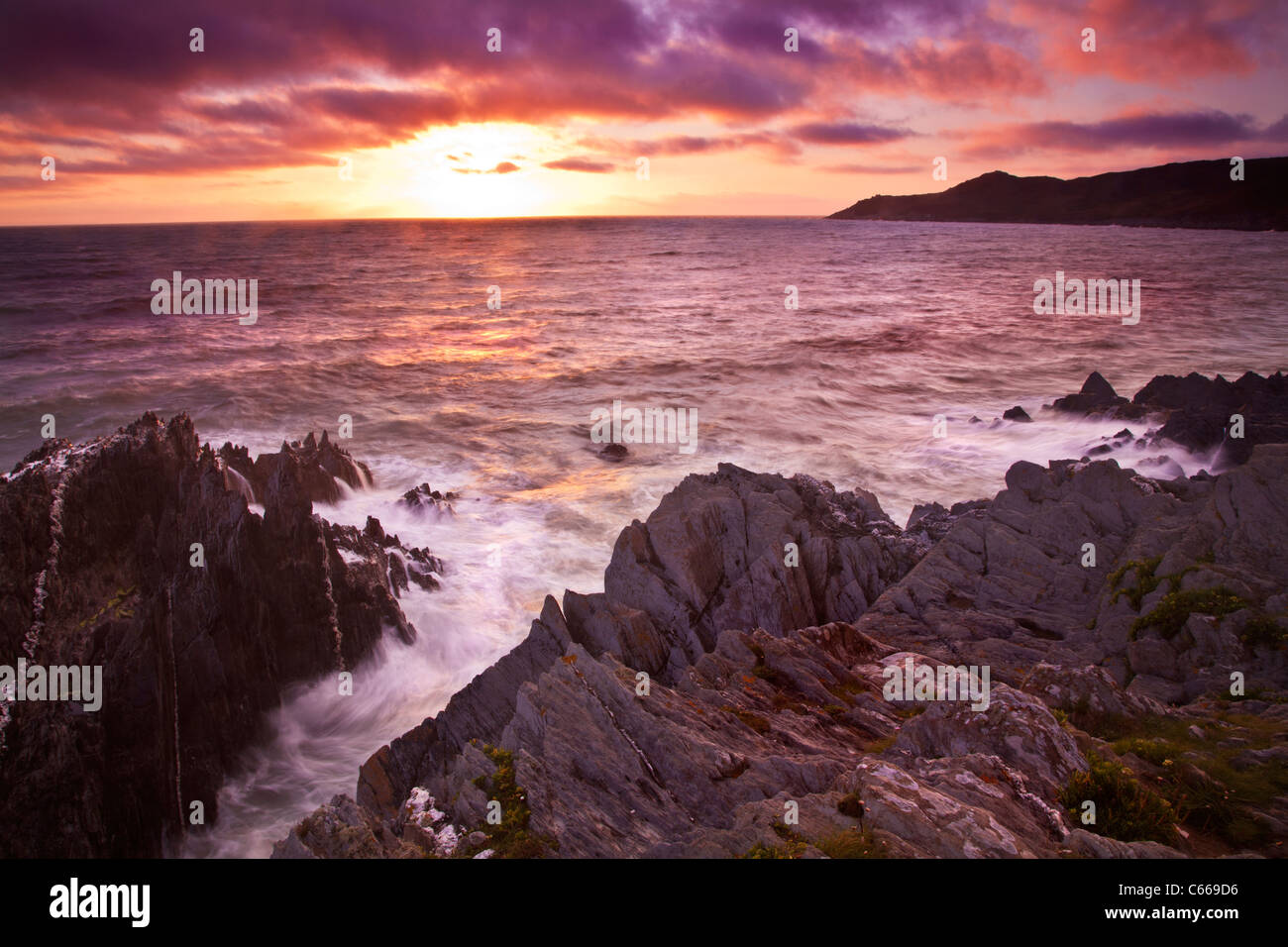 North devon coast sunset hi-res stock photography and images - Alamy
