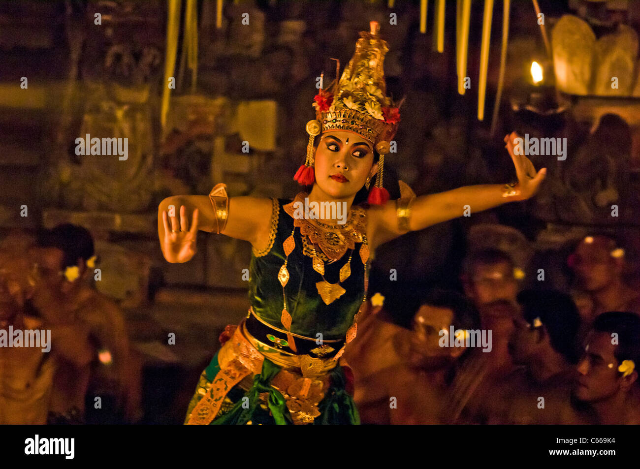 Kecak fire dance costume hi-res stock photography and images - Alamy