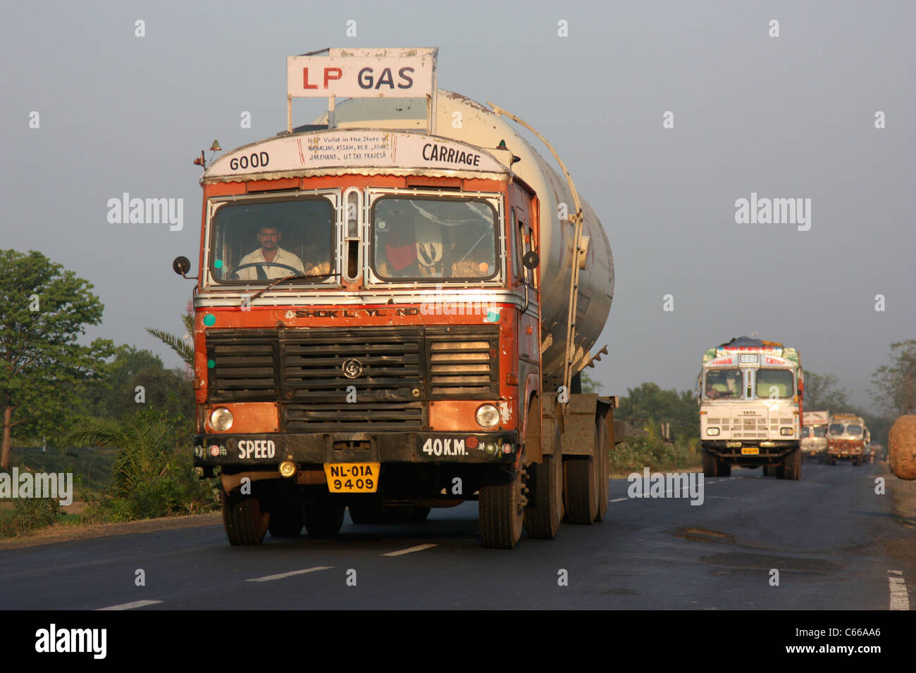 Propane truck hi-res stock photography and images - Alamy