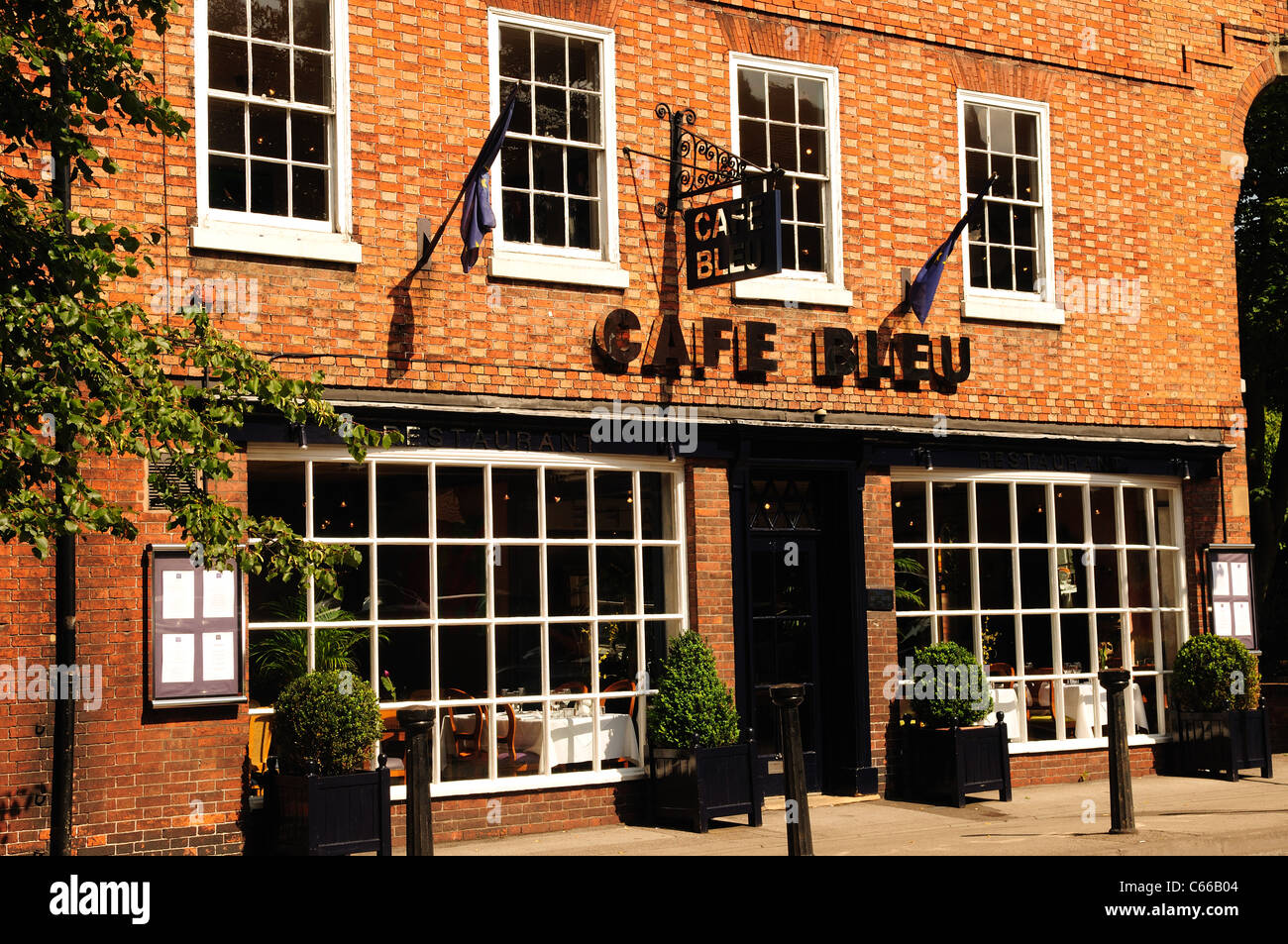 Trent cafe hi-res stock photography and images - Alamy