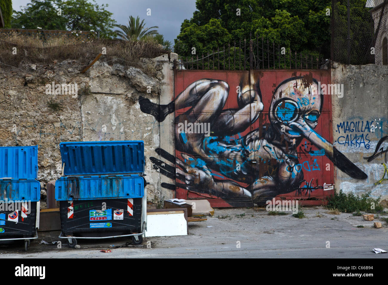 Old and dirty front of buildings in a poor district of Palermo (La ...