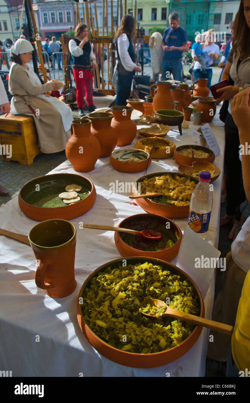 Medieval food vendor hi-res stock photography and images - Alamy