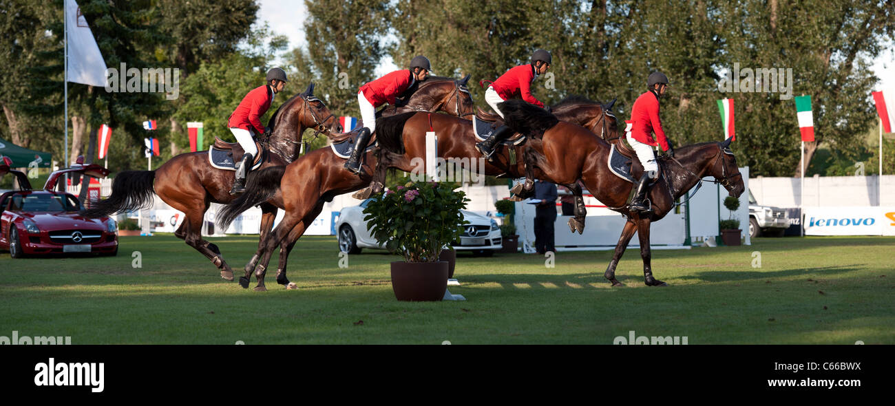 Horse sport sequence hi-res stock photography and images - Alamy