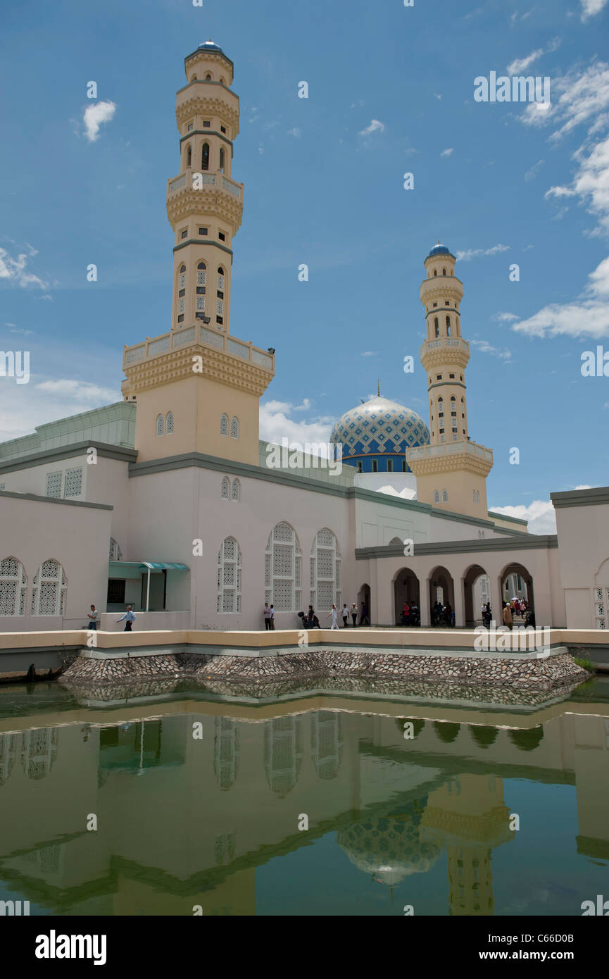 The Kota Kinabalu City Mosque Stock Photo - Alamy