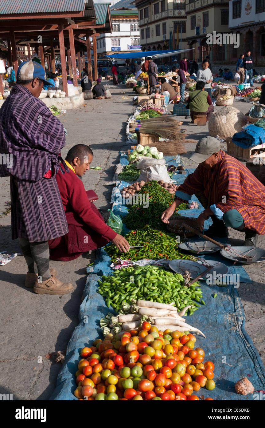 Bhutan market hi-res stock photography and images - Alamy