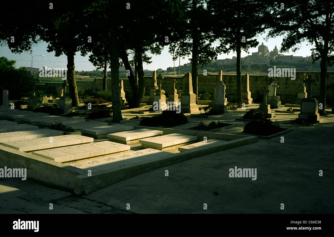 Imtarfa military cemetery hi-res stock photography and images - Alamy