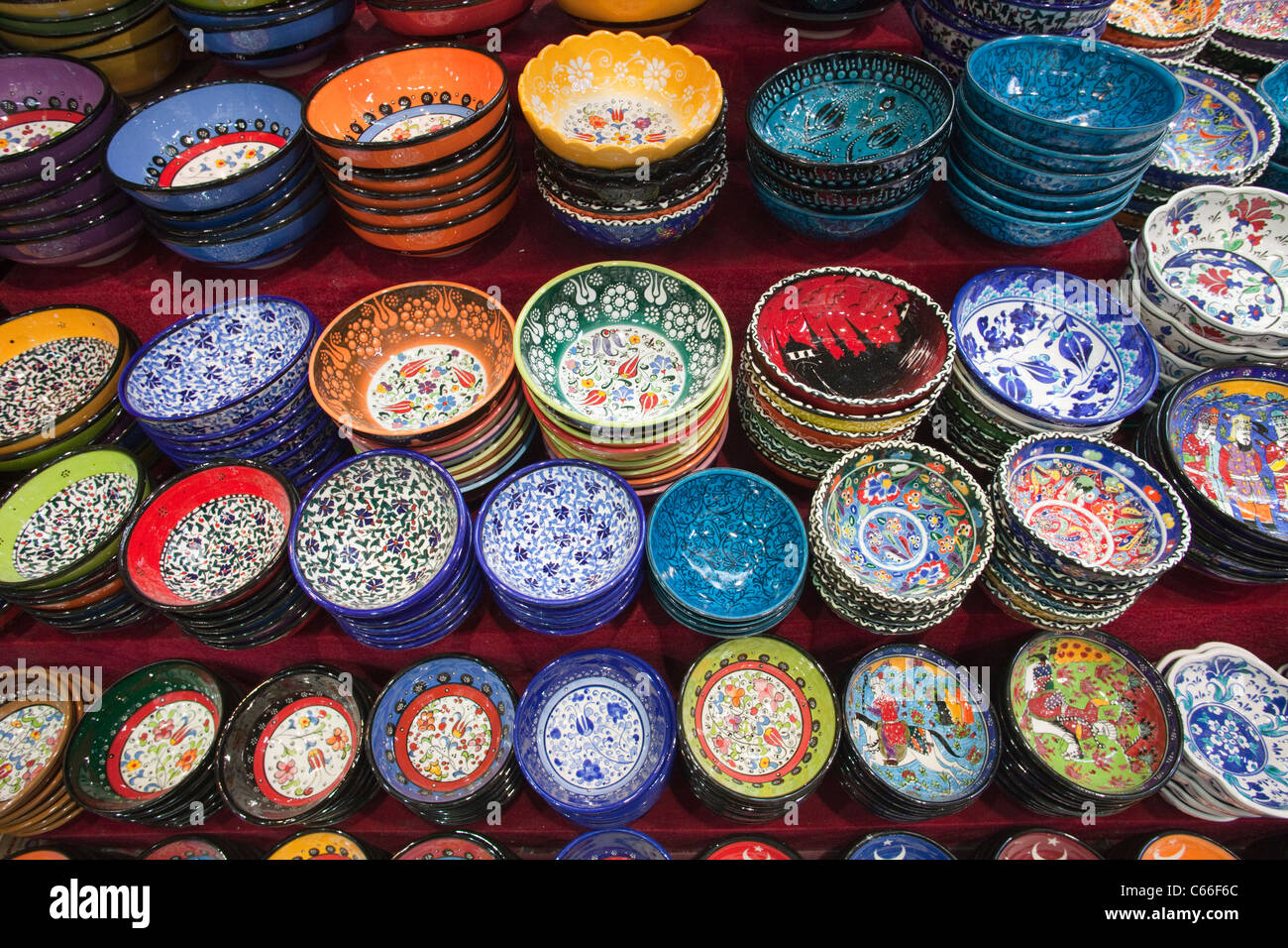 Turkey, Istanbul, Sultanahmet, Grand Bazaar, Ceramic Crockery Shop ...