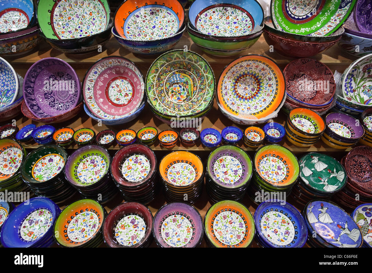 Turkey, Istanbul, Sultanahmet, Grand Bazaar, Ceramic Crockery Shop ...