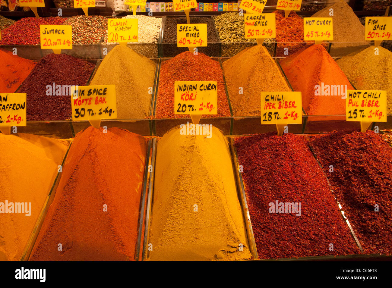 Turkey, Istanbul, Sultanahmet, Spice Bazaar, Spice Shop Display Stock ...