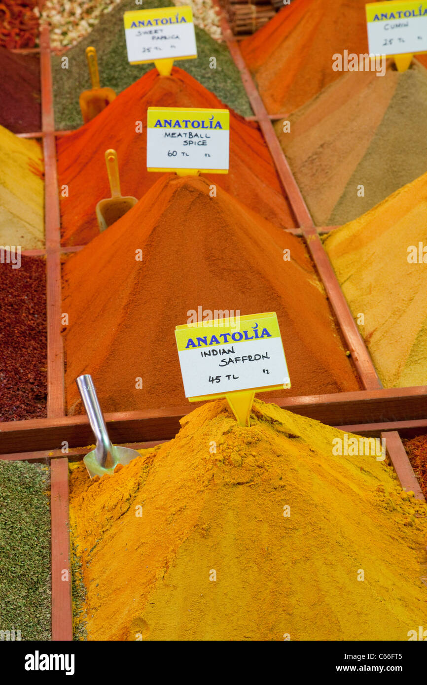 Turkey, Istanbul, Sultanahmet, Spice Bazaar, Spice Shop Display Stock ...
